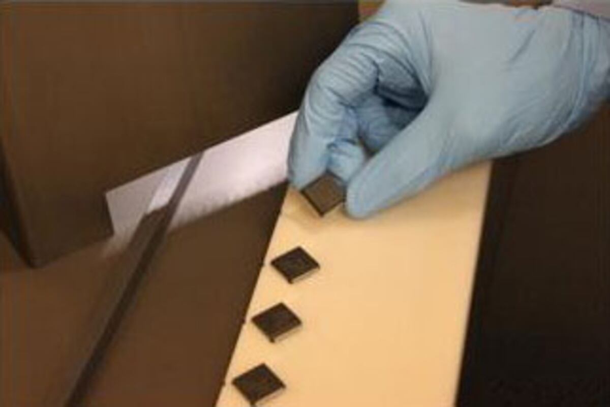 Battelle unveils counterfeit electronics detector
