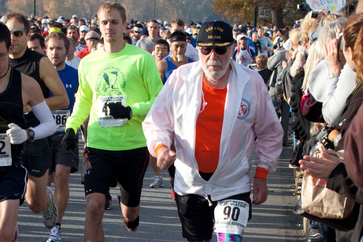 Navy vet who completed 744 marathons dies at age 96