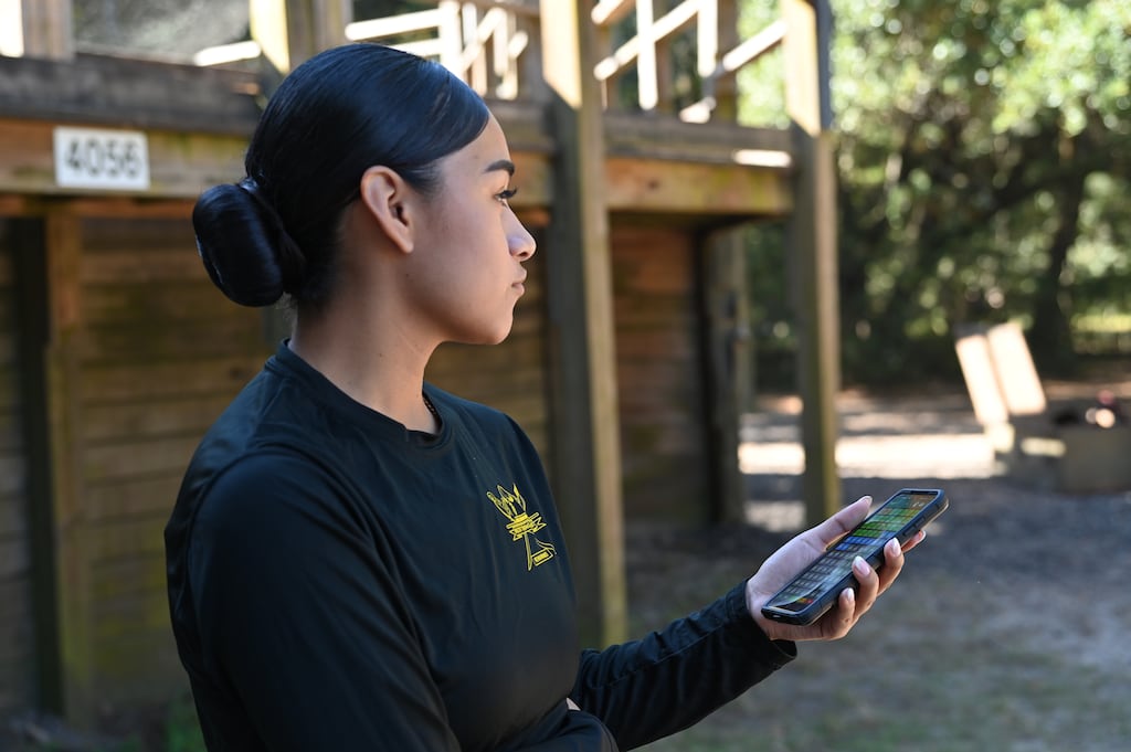 Wearable device helps predict heat illness during intense training