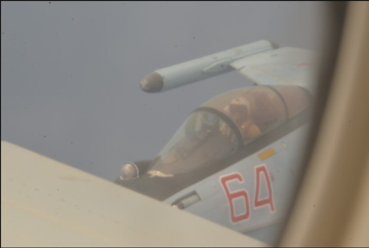 Watch Russian jets intercept Navy plane