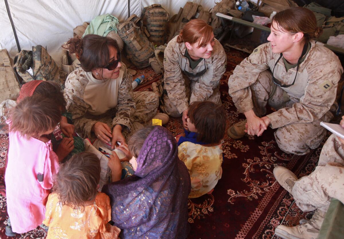 Marine Corps revives Female Engagement Team mission