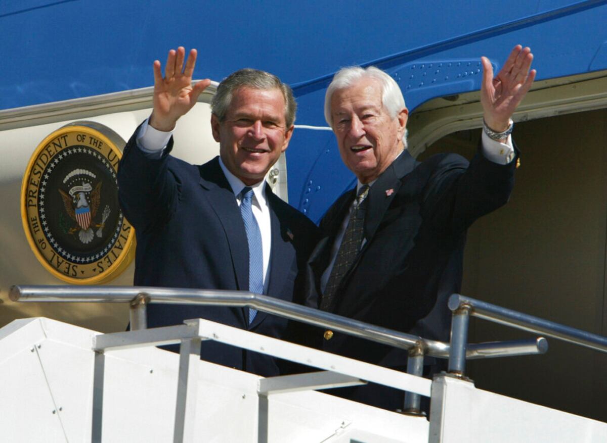 Ralph Hall, oldest-ever House member and World War II Hellcat pilot ...