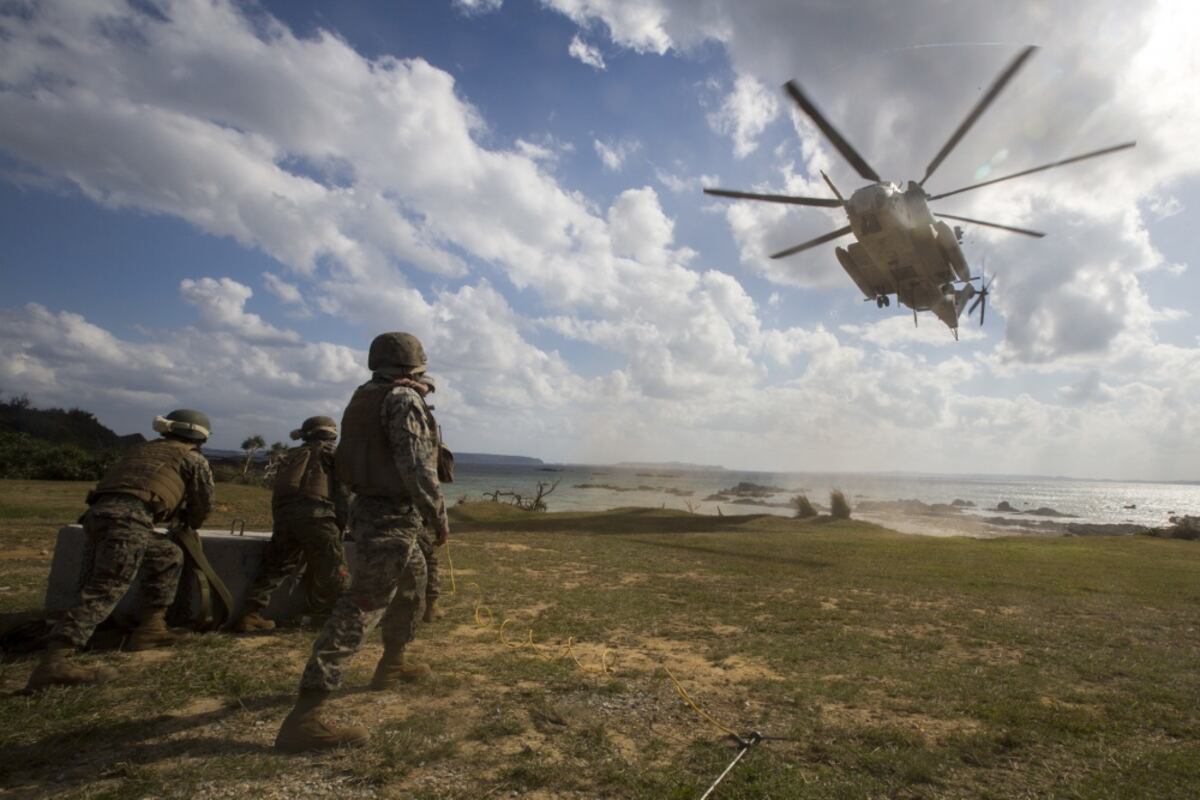 Marine Corps publishes new PFT and CFT rules