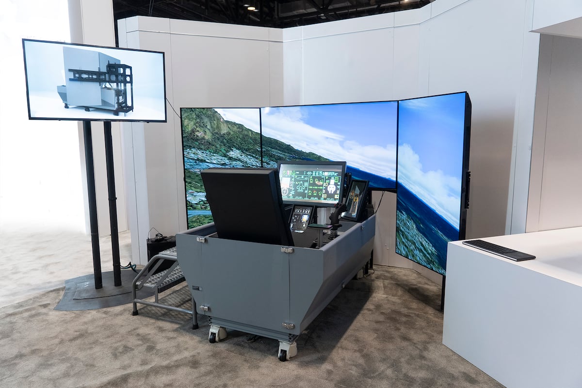 Lockheed unveils pared-down F-35 trainer with same software capability ...