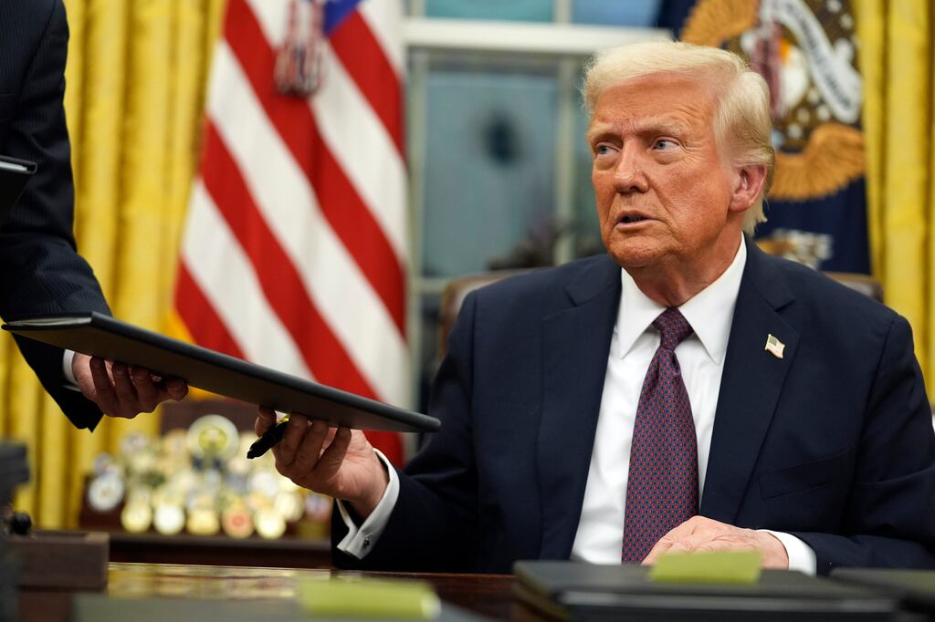 DOD issues new rules limiting care, enlistment for transgender troops