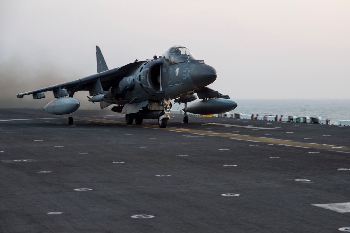 U.S. Marines send attack jets to kill ISIS fighters in Iraq