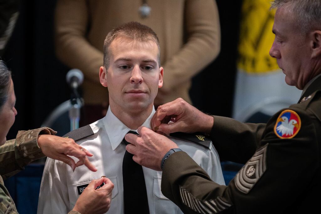 Temporary promotions for enlisted soldiers continuing into fiscal 2023