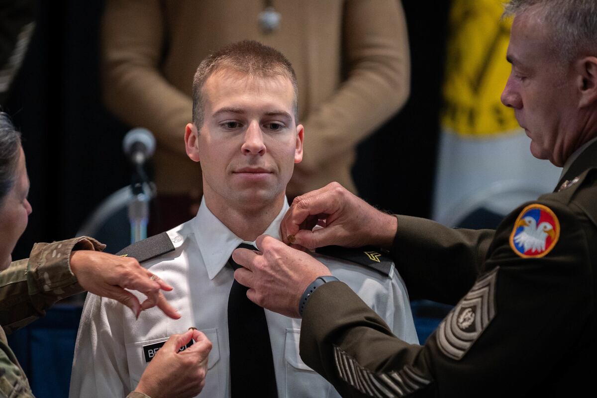 Temporary promotions for enlisted soldiers continuing into fiscal 2023