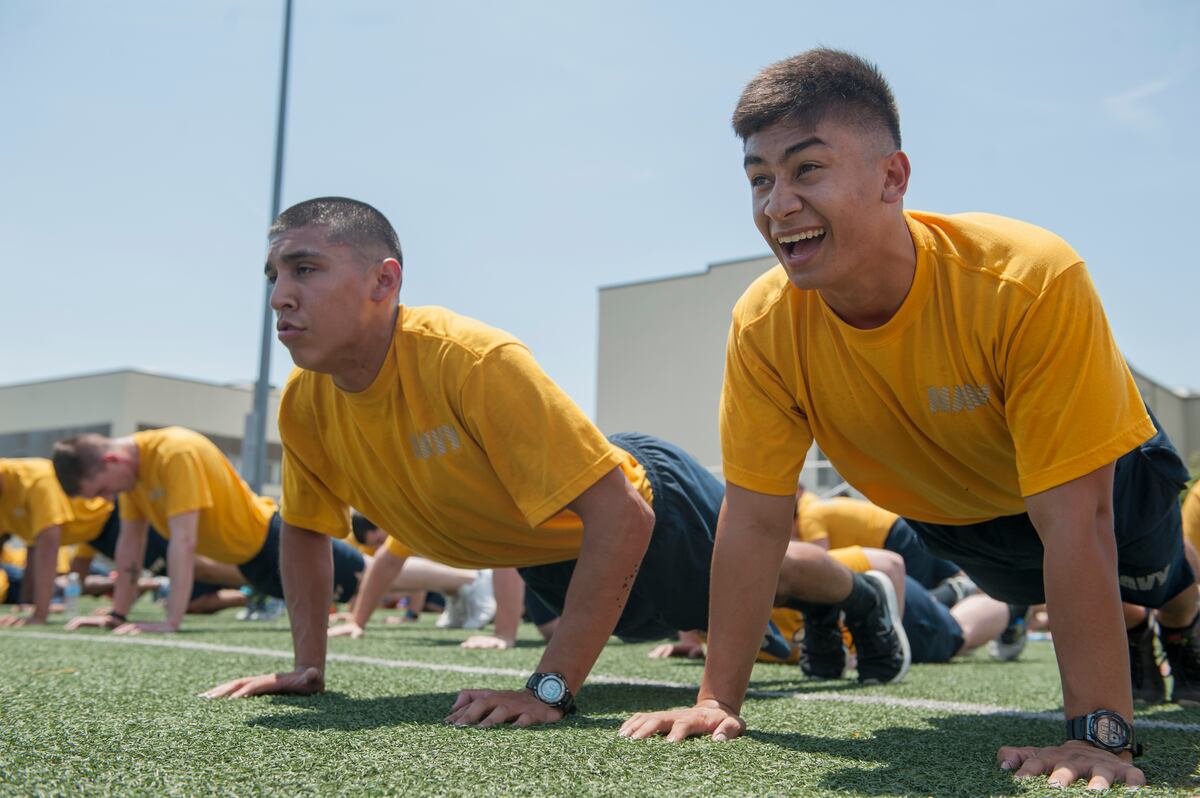 Fixing Navy fitness: 8 ways sailors want it improved