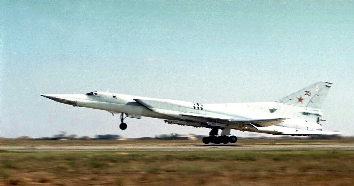 3 members of Russian bomber air crew killed by ejection system glitch
