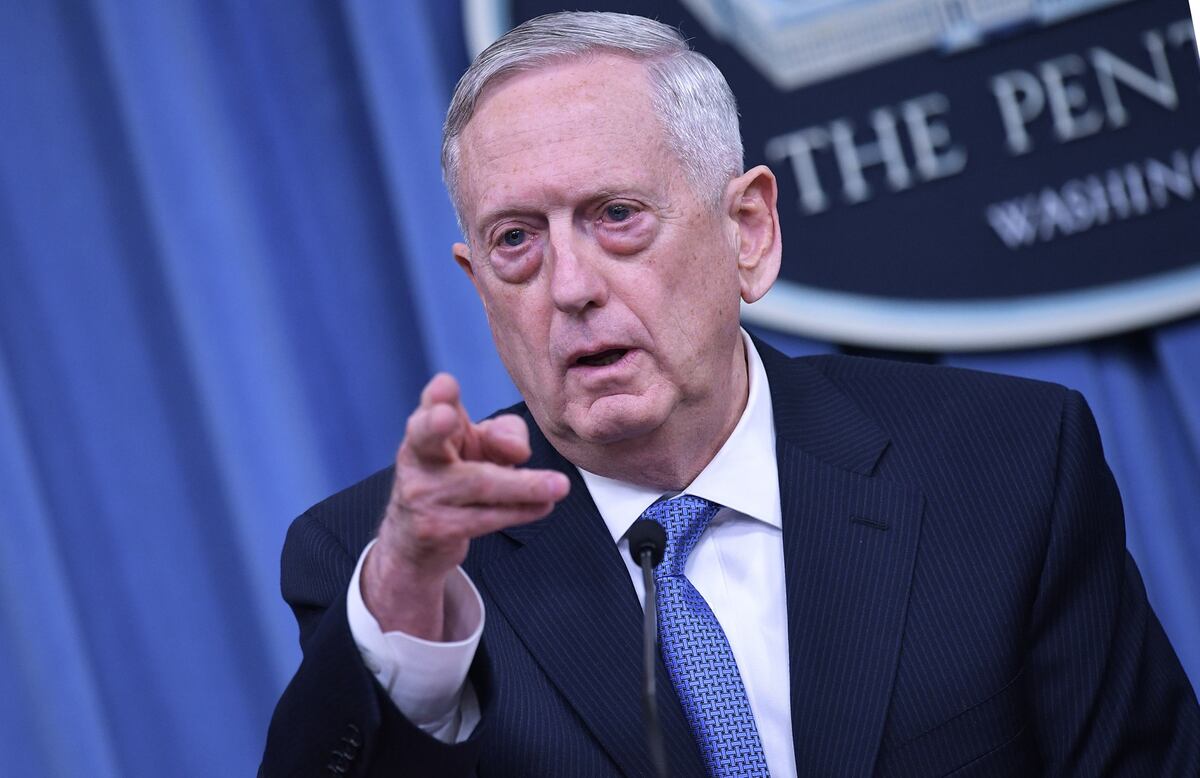 Mattis offers blurred line on chemical weapons in Syria