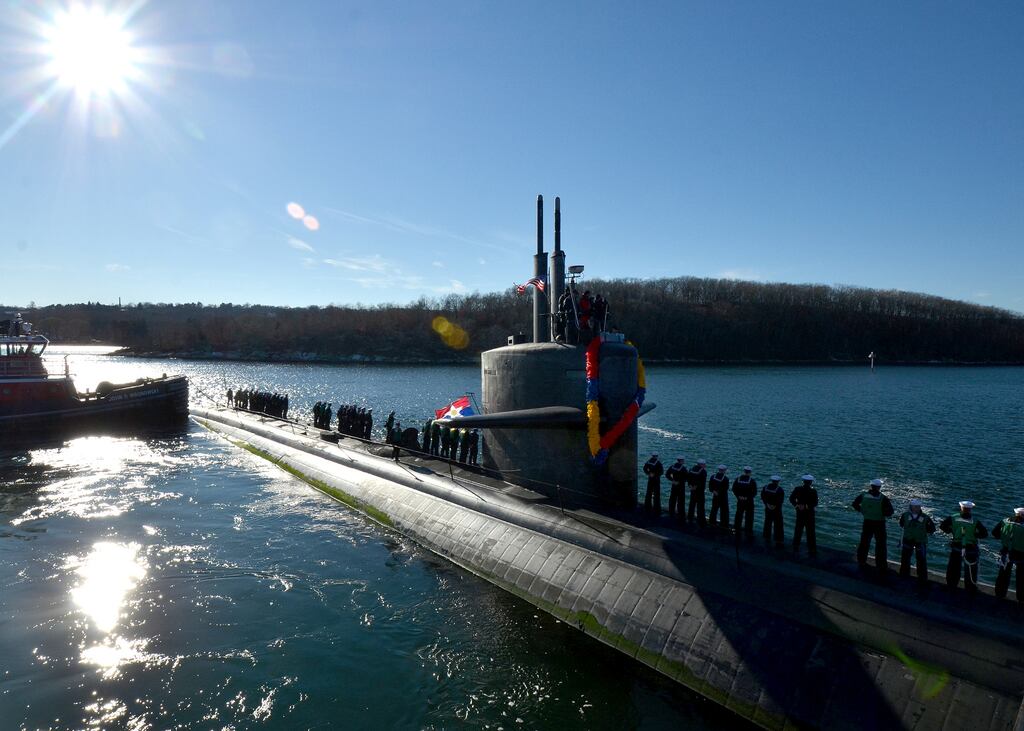 Attack sub USS Texas arrives at Portsmouth Naval Shipyard