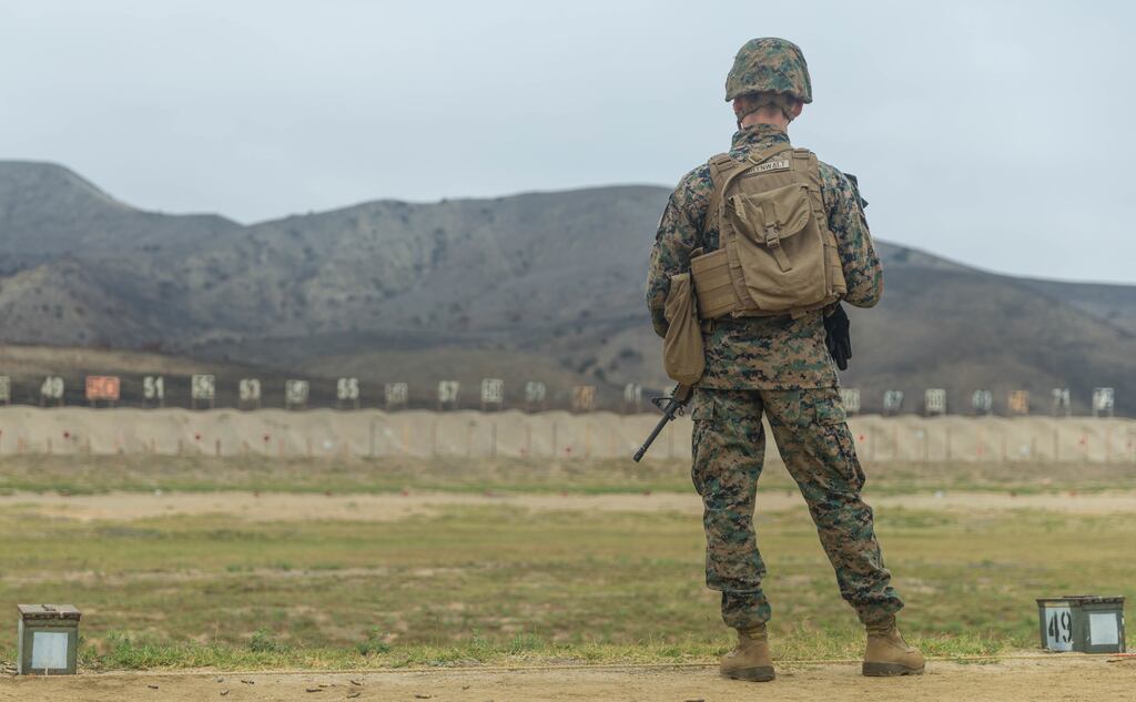 The Marine Corps is pushing a faster pistol qualification course with ...