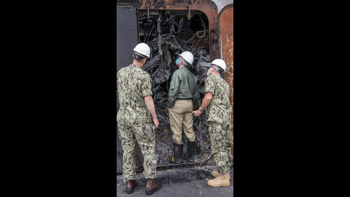Those who battled Bonhomme Richard blaze risked all to save ship