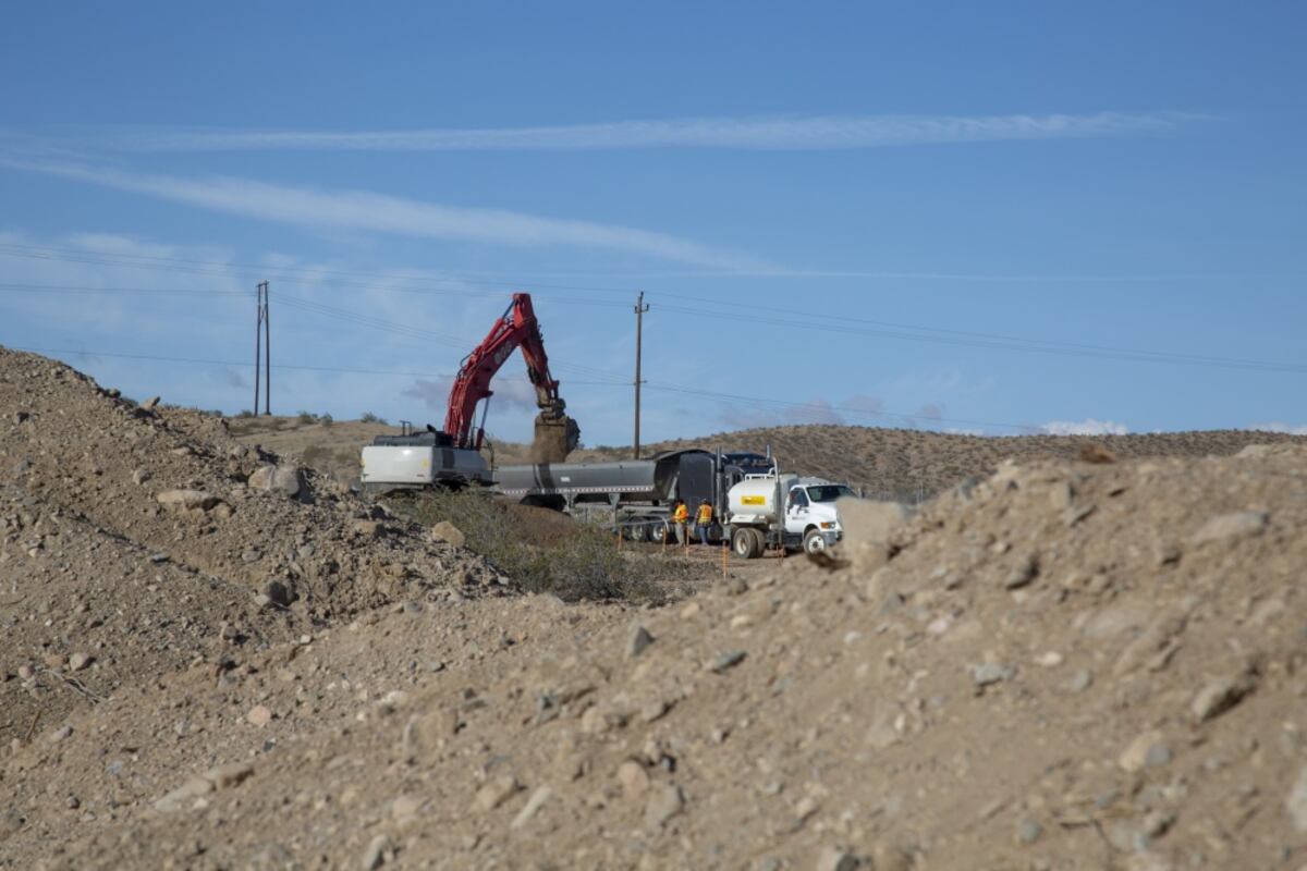 Report cites dangerous working conditions for military construction and ...