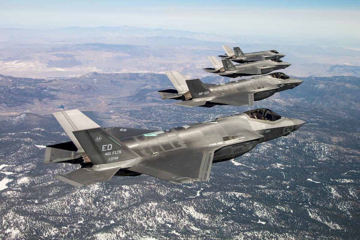 F-35 Test Flights Struggle To Boot Up, But Jets Fly On