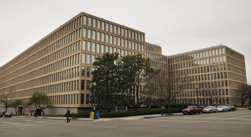 IT workers at VA get 17% pay boost to narrow gap with private sector