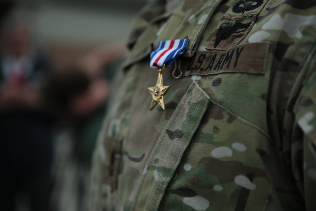 Ranger receives Silver Star for saving Afghan soldier during raid on ...