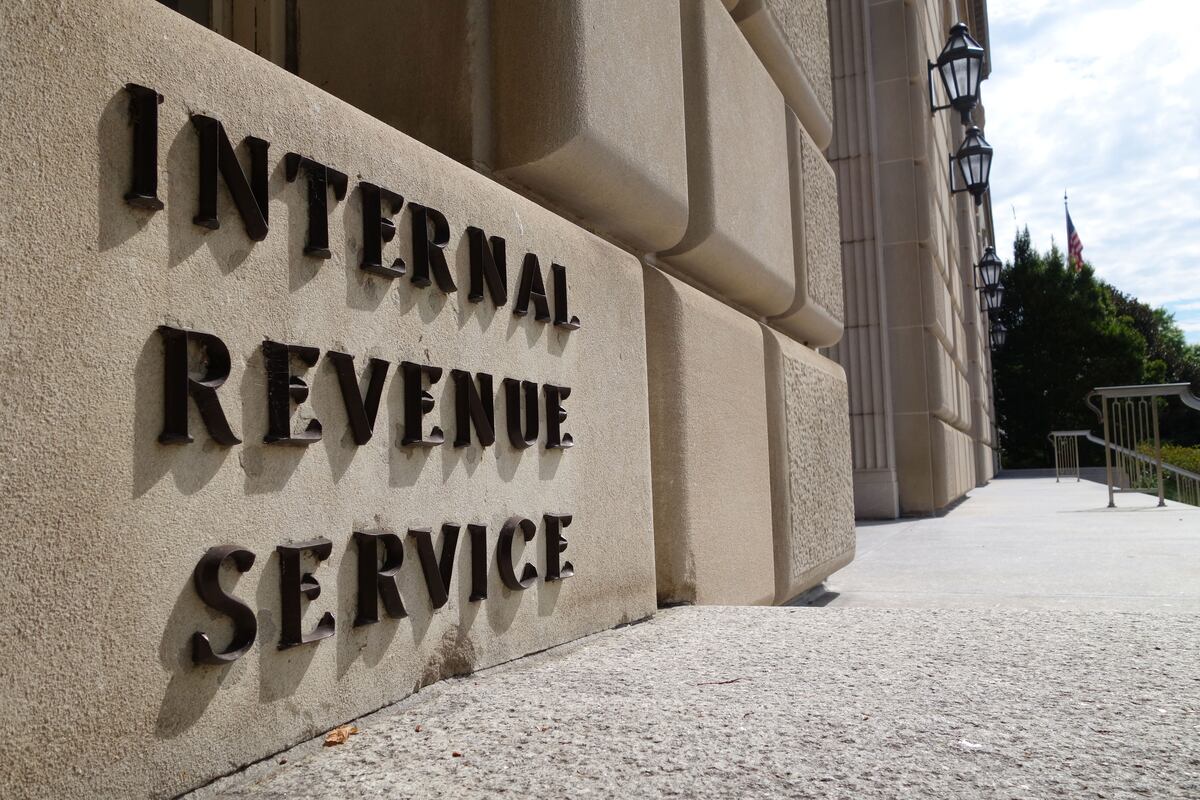IRS agent gets trial date in shooting of fellow employee at gun range