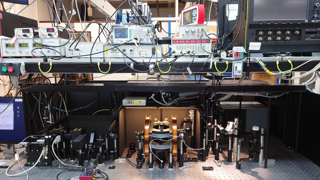 Military-funded research looks for the secret to GPS-free navigation in ...