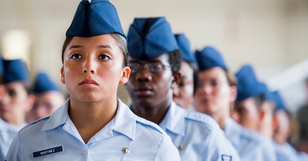 Facing dire recruiting realities, Navy raises max enlistment age to 41