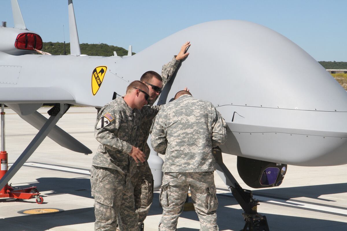 Army to create universal UAV interface