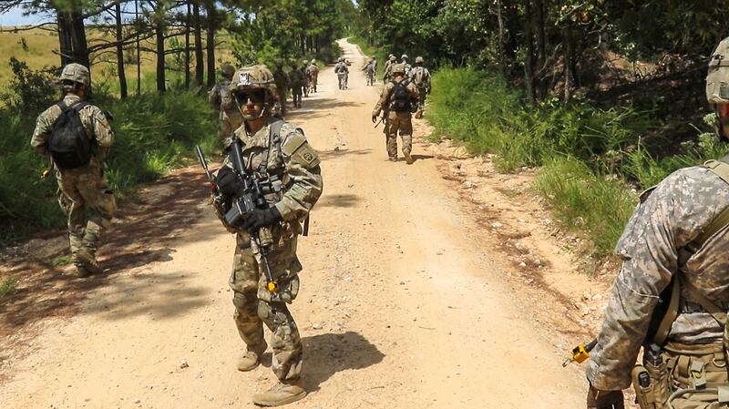 Army announces Iraq deployment for 1,700 soldiers