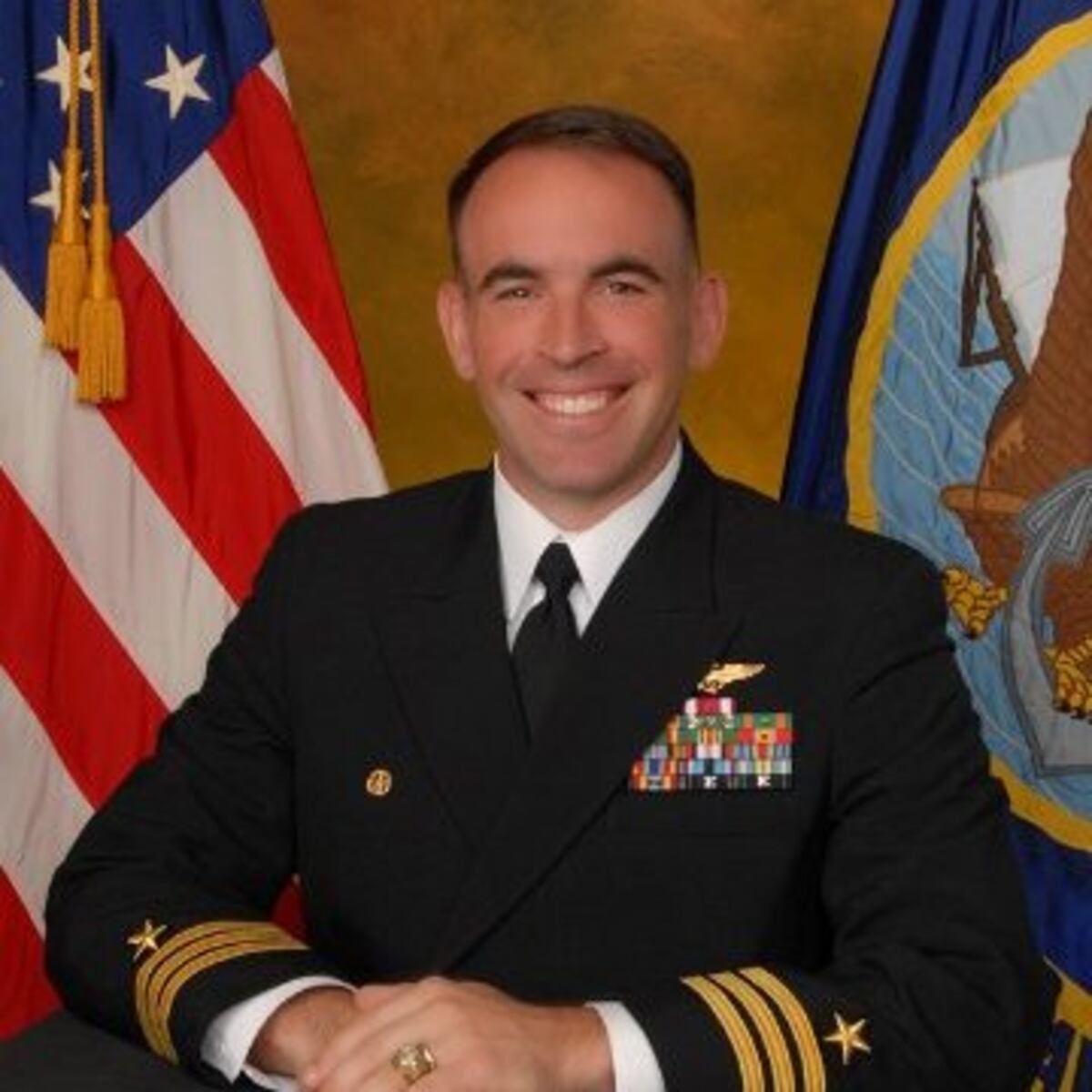 DDG and Hornet squadron COs win top leadership award