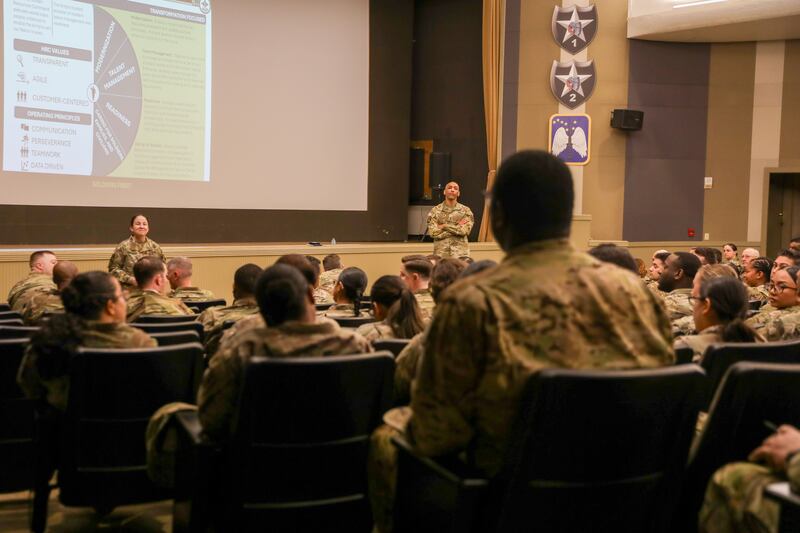 Army to downplay bonuses, ramp up job flexibility in retention efforts