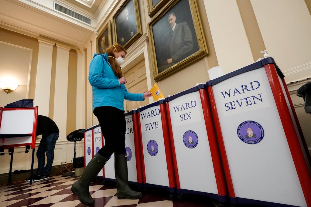Track how veteran candidates fare on Election Night