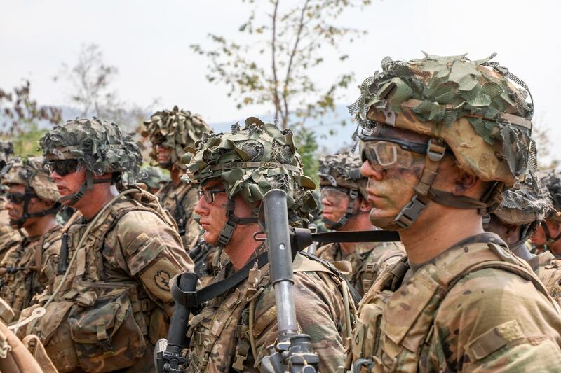 The Army just updated its list of re-up bonuses. Here’s who qualifies ...