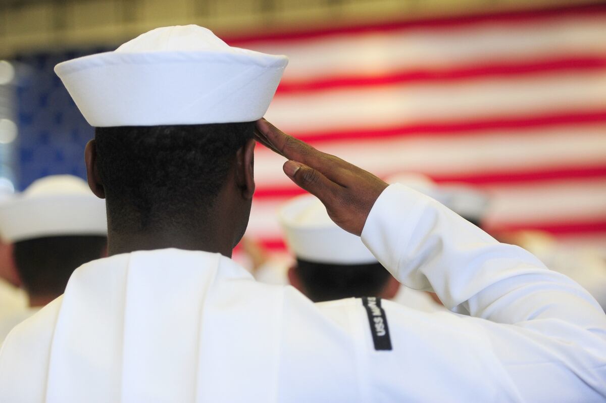 Navy investigates sailor who didn't salute national anthem