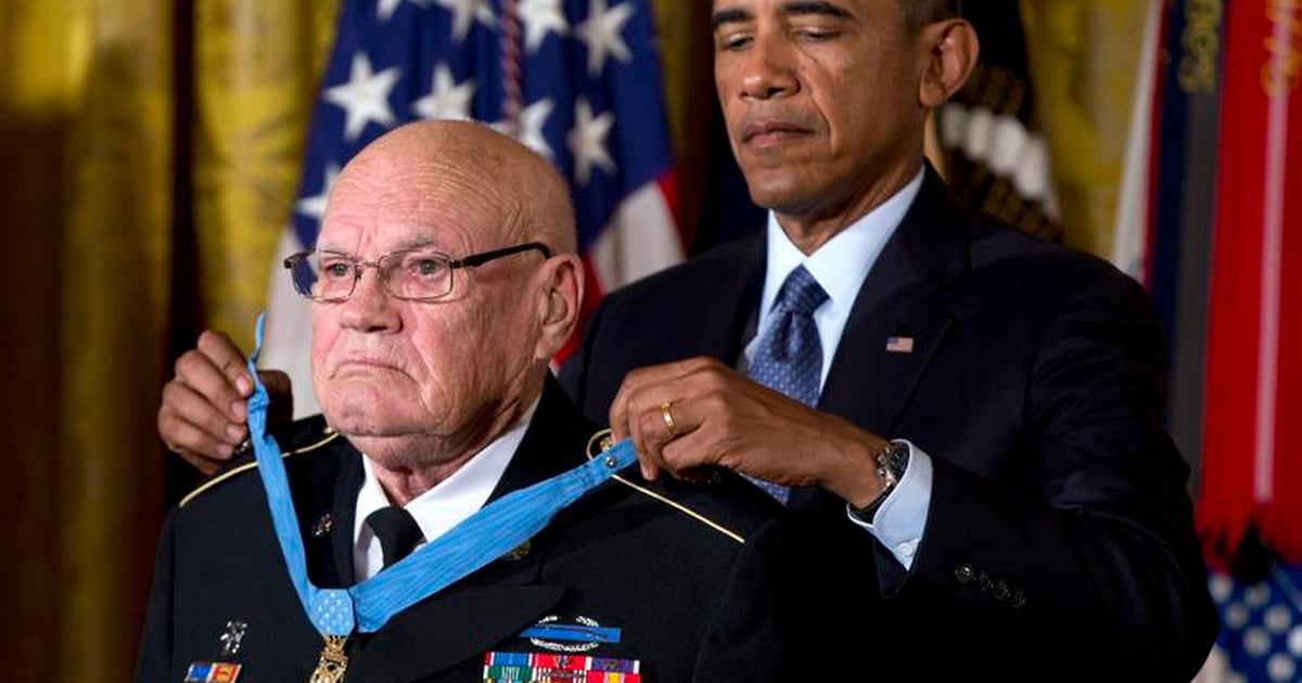 'Truly extraordinary': Medal of Honor awarded to 2 soldiers for actions ...