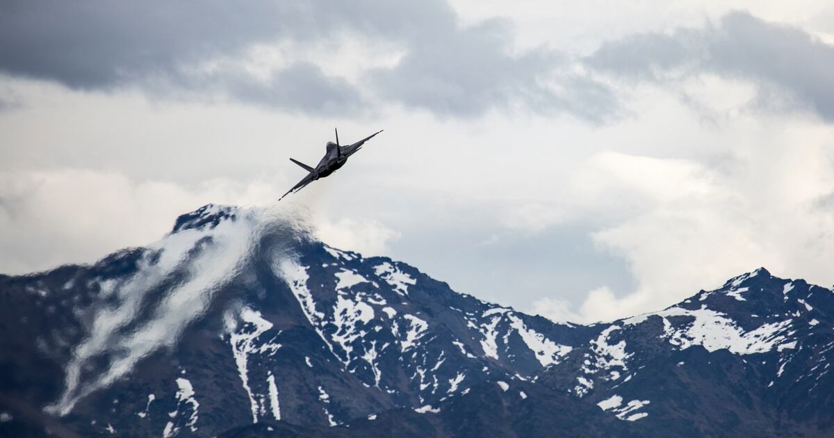 Lockheed pitches new F-22 mods to boost the life of its stealth coating