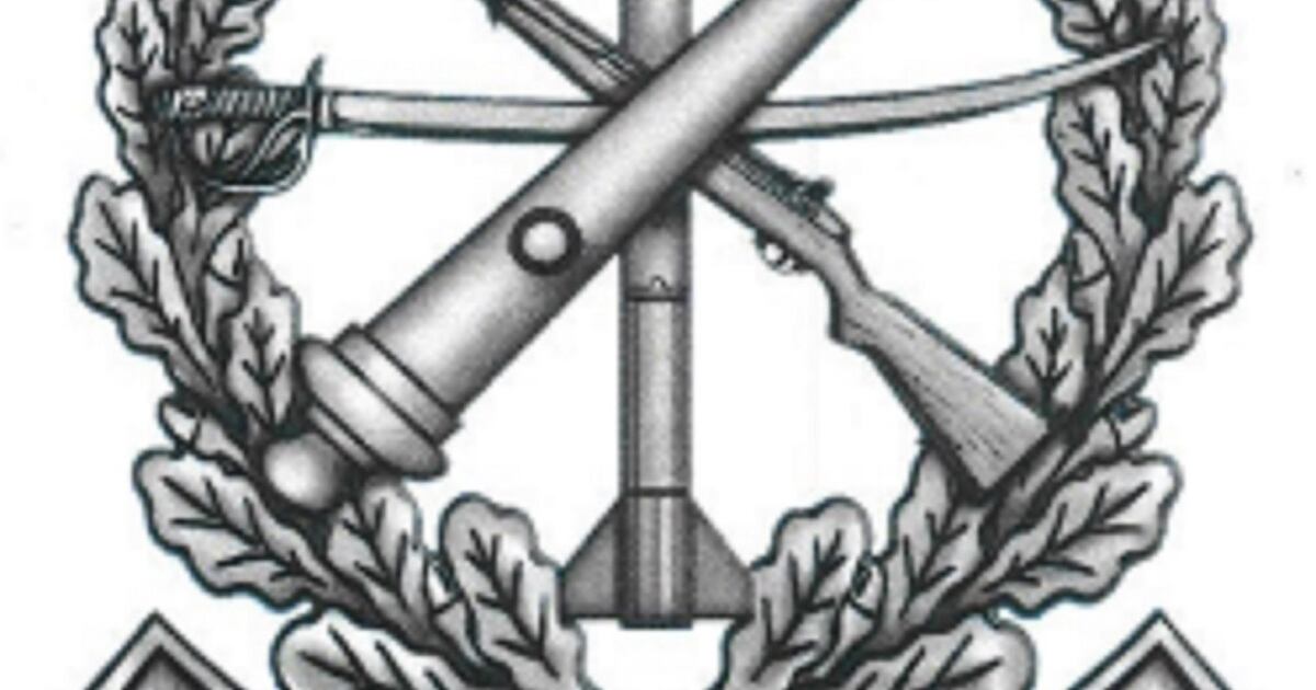 Army master gunner grads are getting a uniform badge