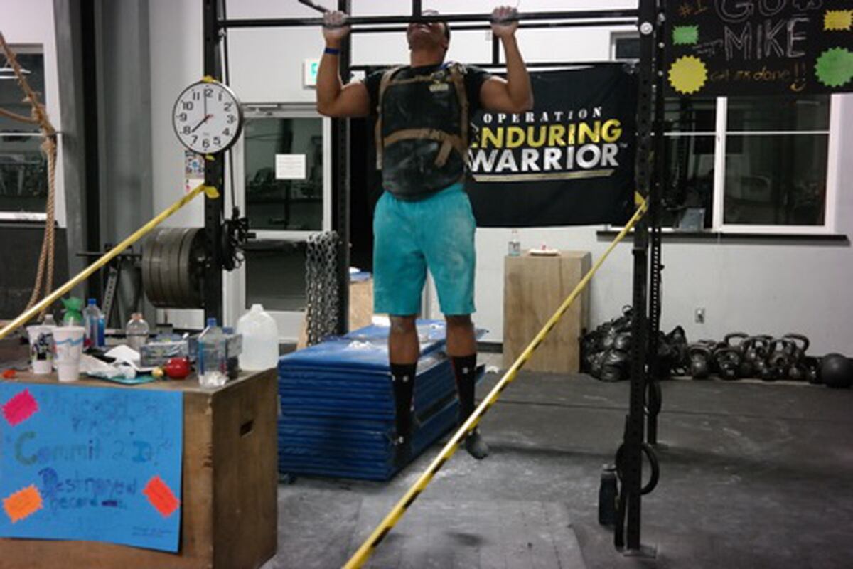Sailor sets world record for most pullups in 24 hours